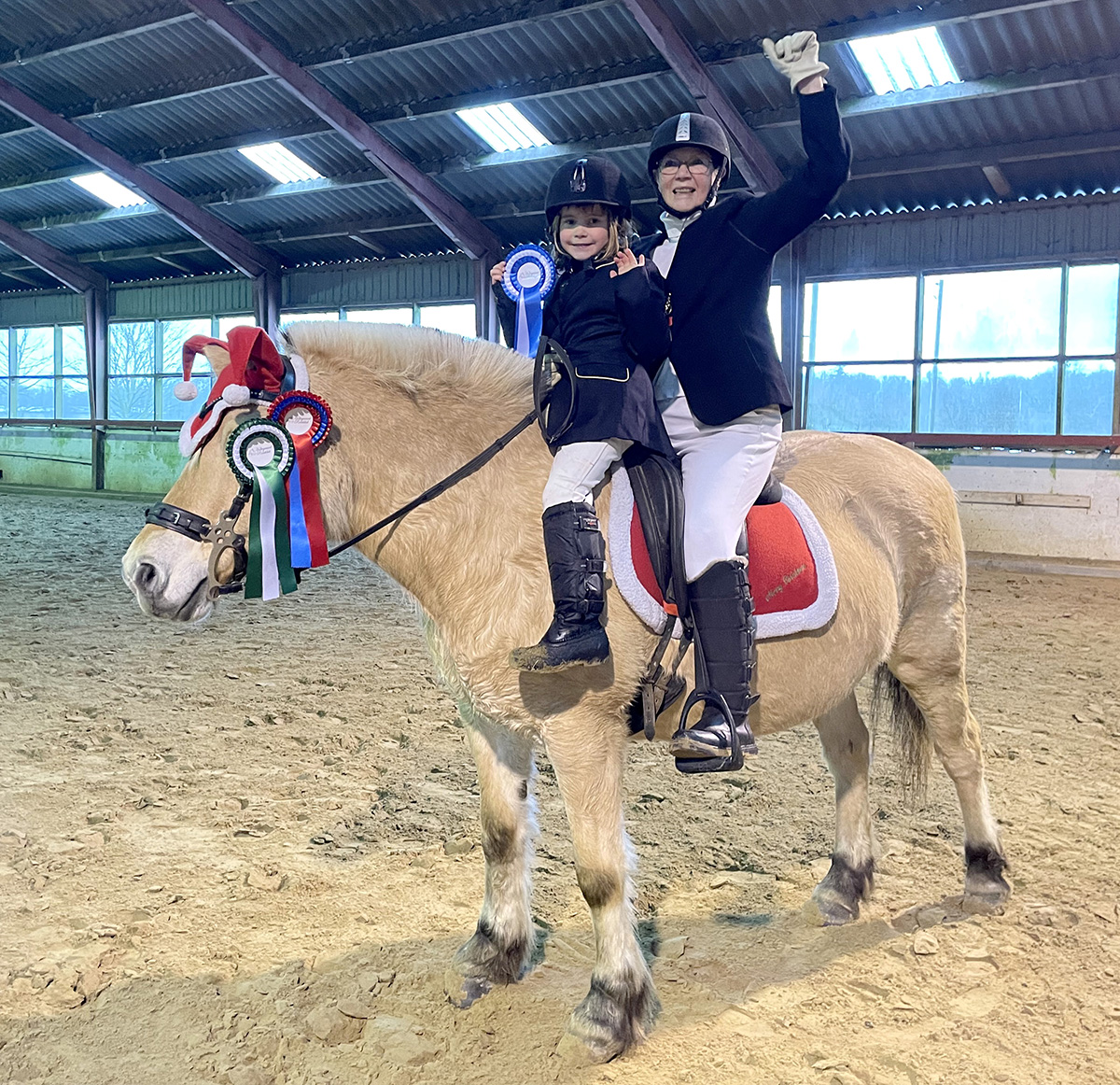80-årig deltog i lokalt ridestævne: Alder er ingen hindring ...